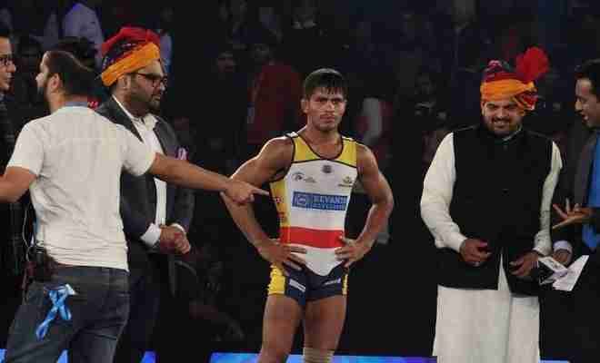 Commonwealth Games 2018: Wrestling, Men's 53 kg Freestyle 1/8 Final ...