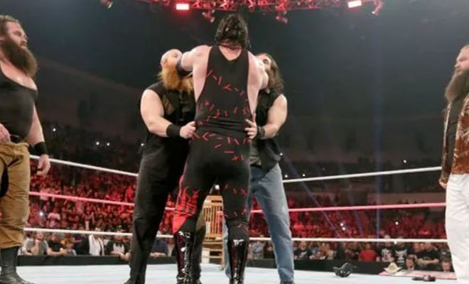 Monday Night RAW Live - Nov 2 2015