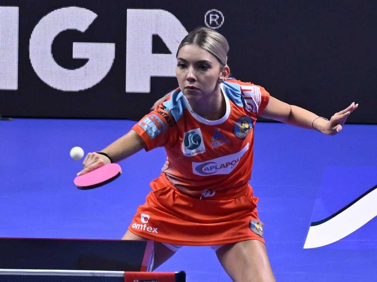 Table tennis live score store