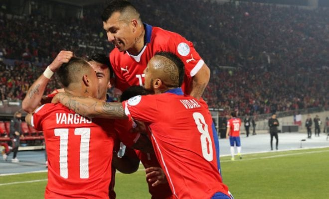 Vargas double leads Chile to 2-1 win against Peru
