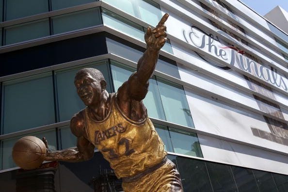 10 Best Statues of NBA Players