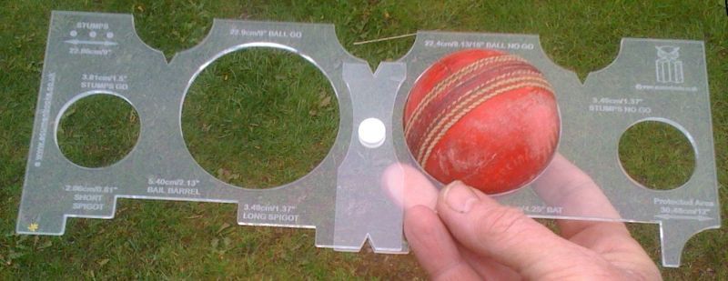 5 types of equipment used by umpires in cricket
