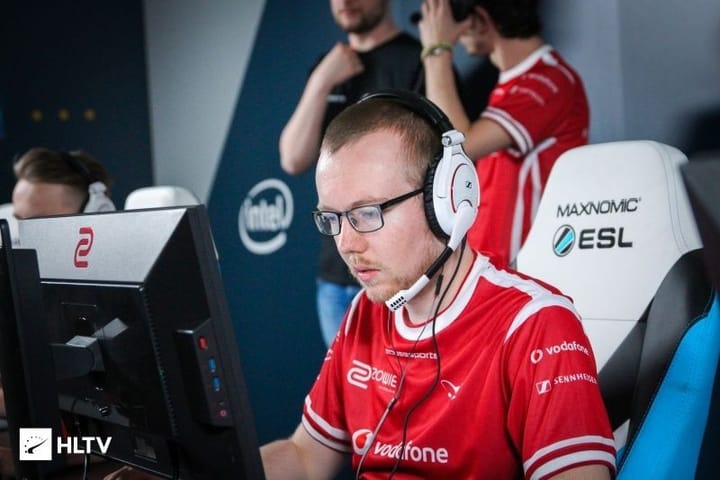 Top 10 CS:GO AWPers of all time