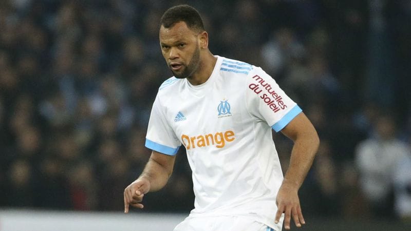 Injured Rolando signs Marseille extension