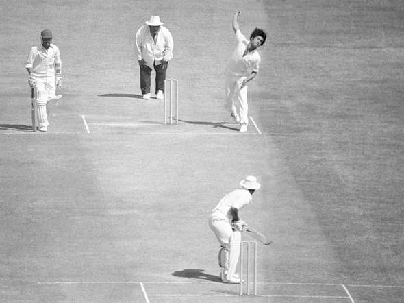 8 fearsome bowlers from the 70s and 80s, and their favorite bunnies