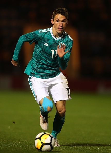 Benjamin Goller | Schalke 04 Player Profile