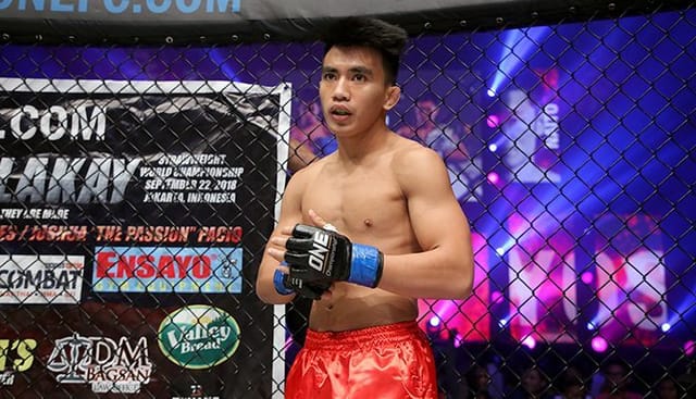 Joshua Pacio wants to bring honor to Team Lakay brothers