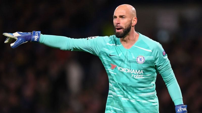 Chelsea goalkeeper Caballero extends contract