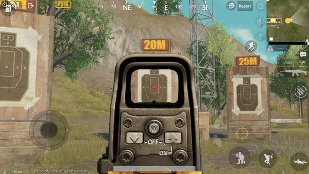 Red dot vs Holographic scope in PUBG Mobile: Which is better?