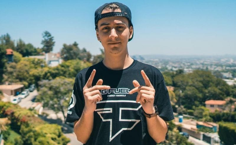 5 streamers who left Fortnite for Call of Duty