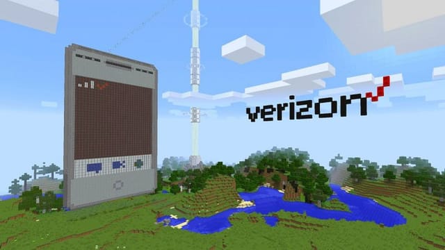 A working cell phone in Minecraft