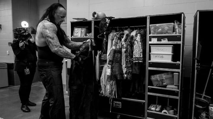 10 Behind the scene photos from The Undertaker's Final Farewell you ...