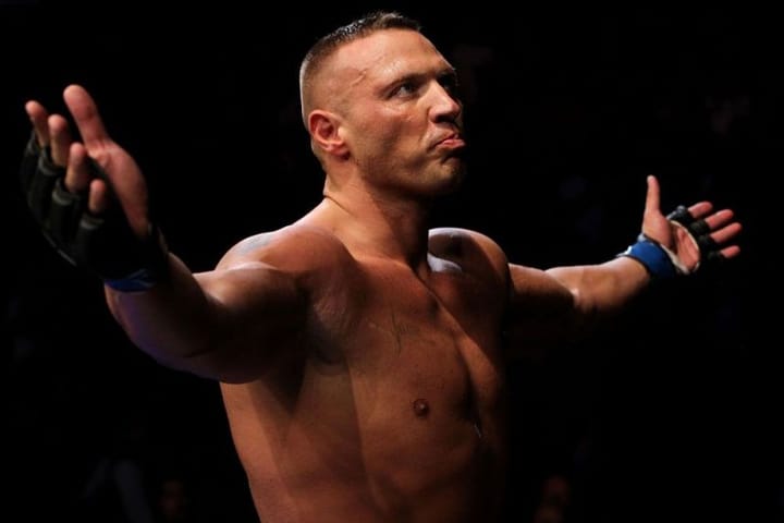 Top 10 tallest UFC fighters of all time