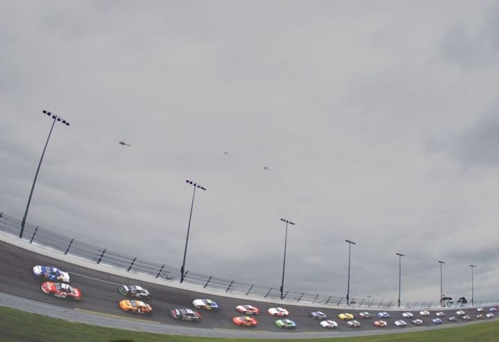 Top 5 fastest cars in NASCAR history