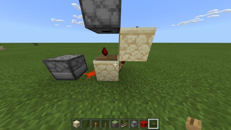 How to Make a Redstone Clock in Minecraft: Materials, Crafting Guide, Uses
