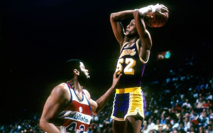 5 Greatest 6'6" players in NBA history