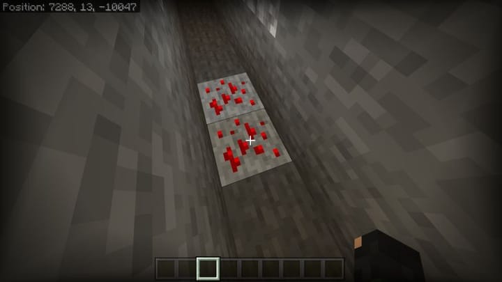 How to make a Redstone Lamp in Minecraft: Materials Required, Crafting ...