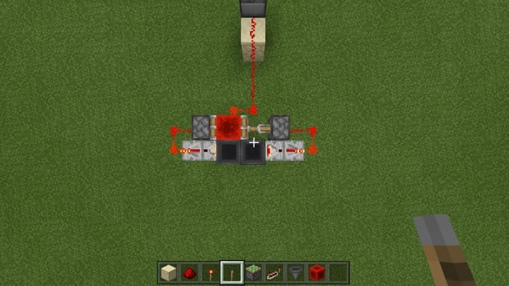 How to Make a Redstone Clock in Minecraft: Materials, Crafting Guide, Uses