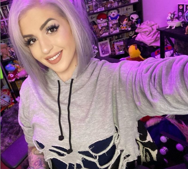 Dont Fall In Love With Streamers Twitch Streamer Nico Reveals Her