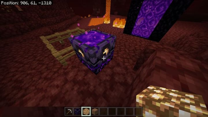 How to Make a Respawn Anchor in Minecraft