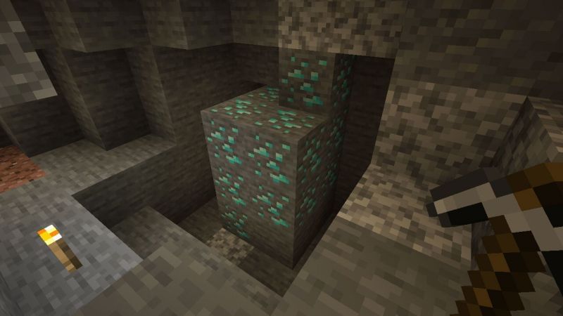 How to make netherite equipment in Minecraft