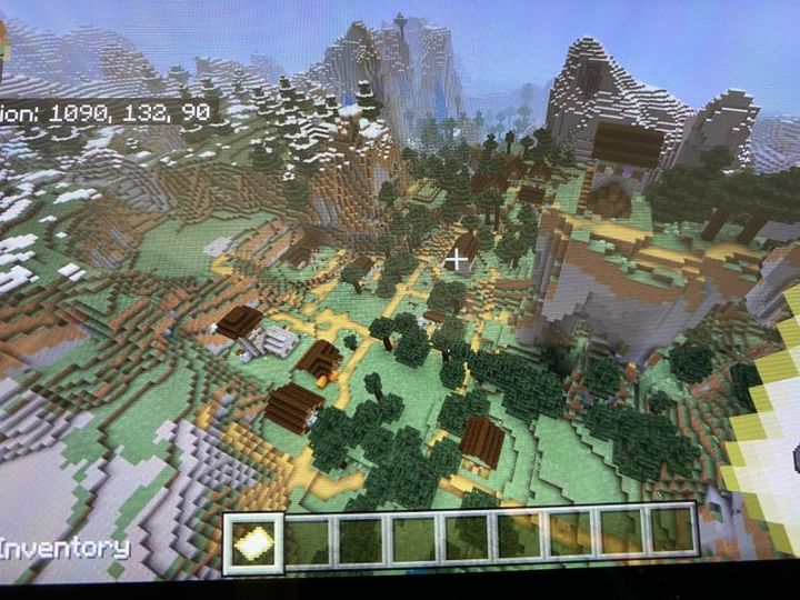 5 Best Minecraft Seeds for Building Towns