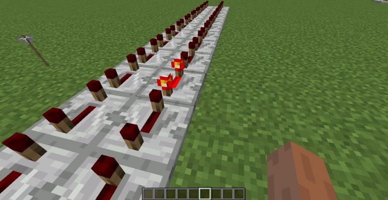 Top 5 uses of Redstone repeaters in Minecraft