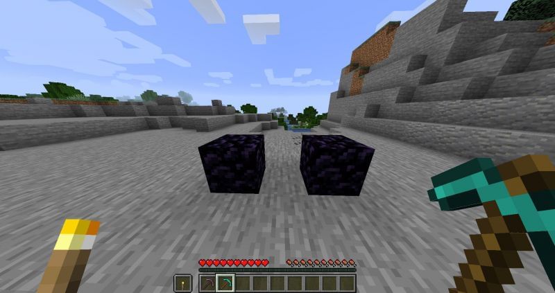 How to mine obsidian in Minecraft