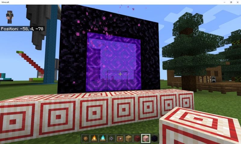 How to use fire charge in Minecraft