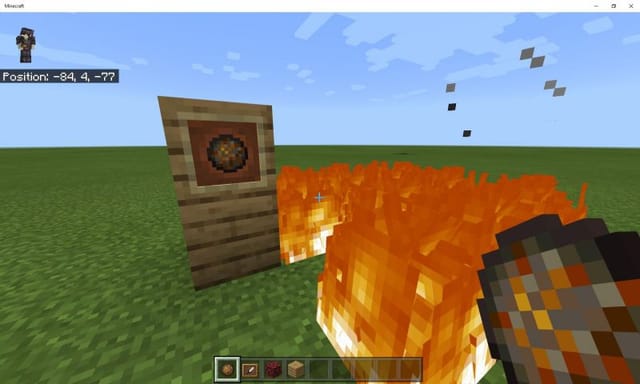 How to use fire charge in Minecraft