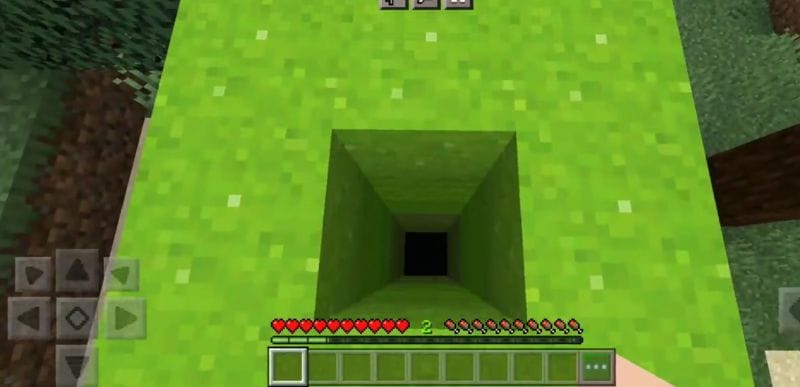 Minecraft Redditor creates Mario pipes using commands