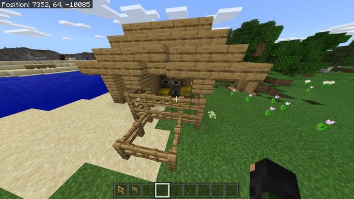 Egg Farming in Minecraft: How to Make & Use Egg Farm