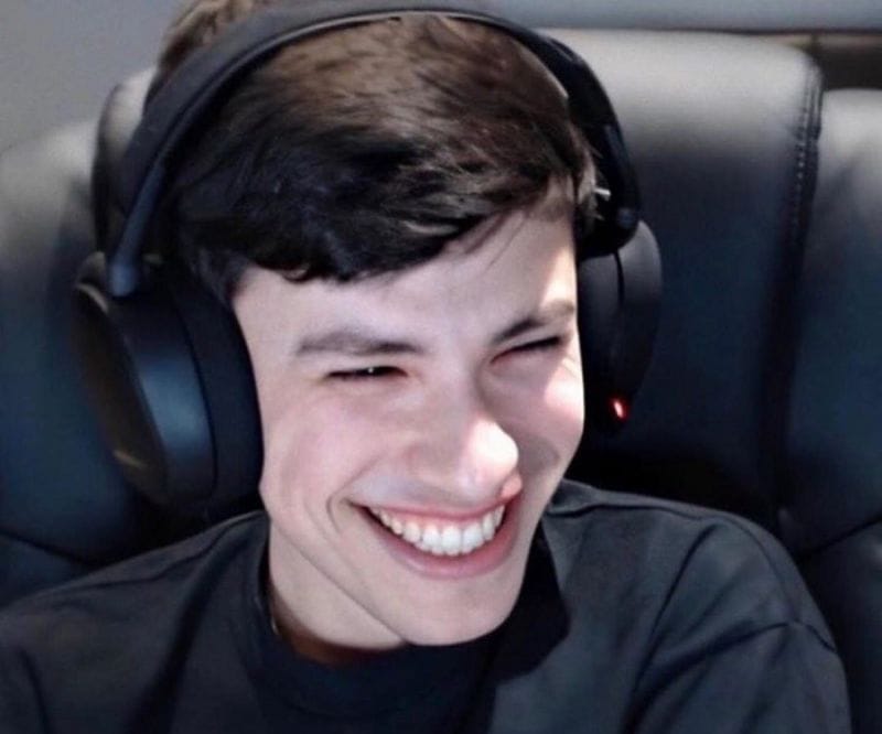 GeorgeNotFound's Minecraft skin, real name, age, mods and more