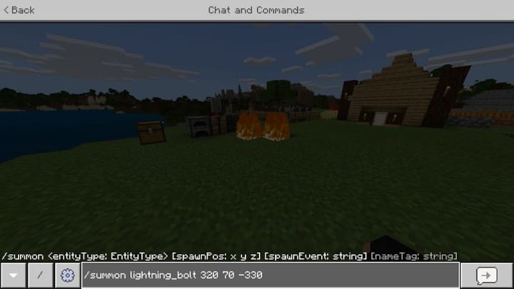 How to Summon Lightning in Minecraft