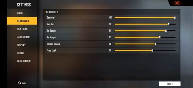 3 best sensitivity settings for headshots in Free Fire