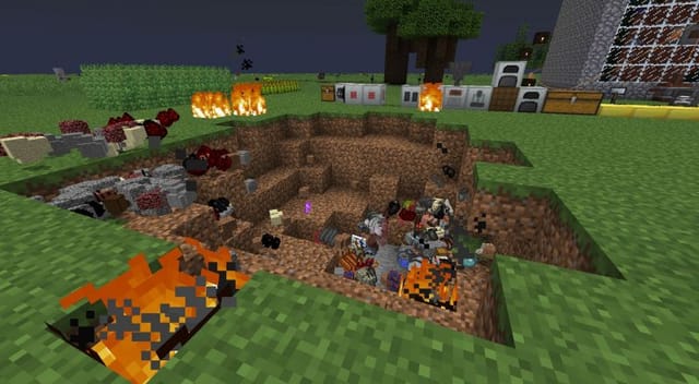 Top 3 ways to protect items from being stolen in Minecraft