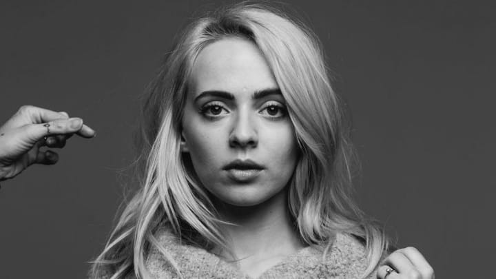 Who is Madilyn Bailey? All about the YouTuber whose original song made ...