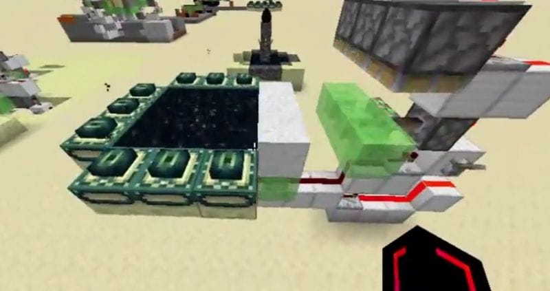 Minecraft Redditor showcases a fully automatic concrete duper