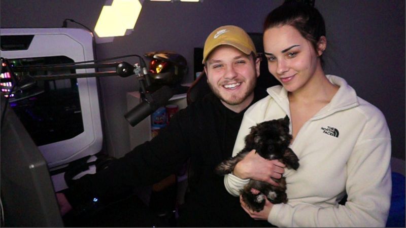 COD: Warzone pro 'ZLaner' robbed at gunpoint in a gas station