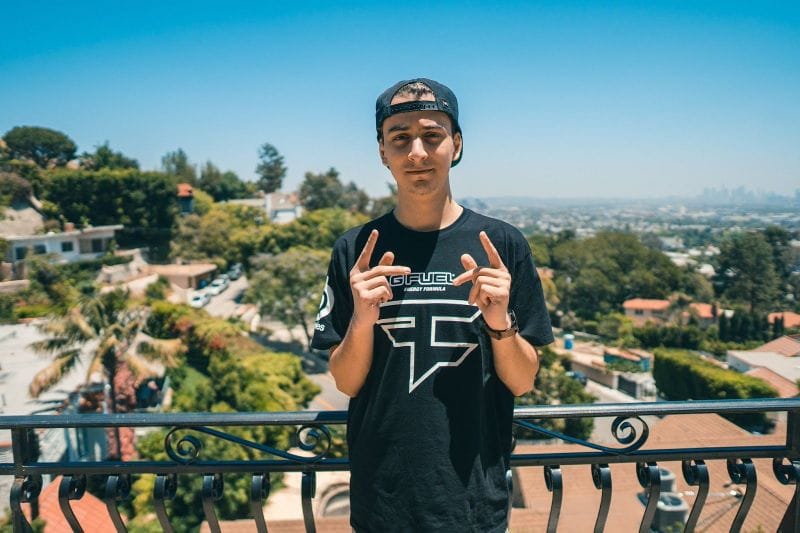 How much is Cloakzy’s Total Net Worth?