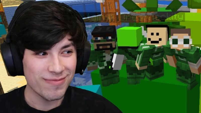 GeorgeNotFound's Minecraft character, best videos, total subscribers ...