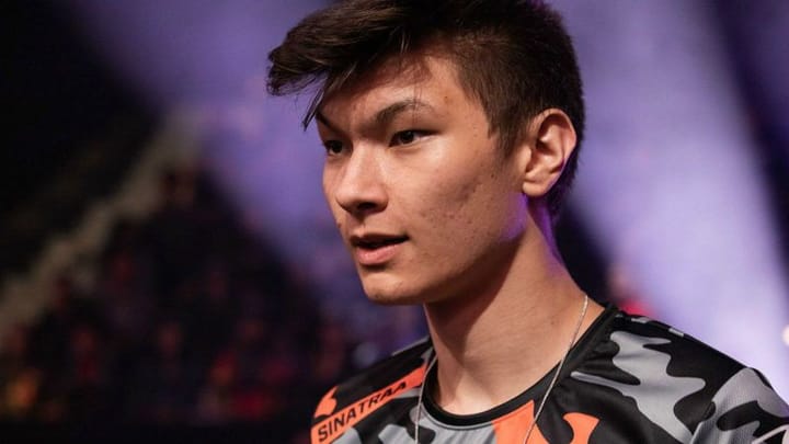 Sinatraa Gaming Setup: List of Game ,Mouse, Keyboard ,Gear Settings.