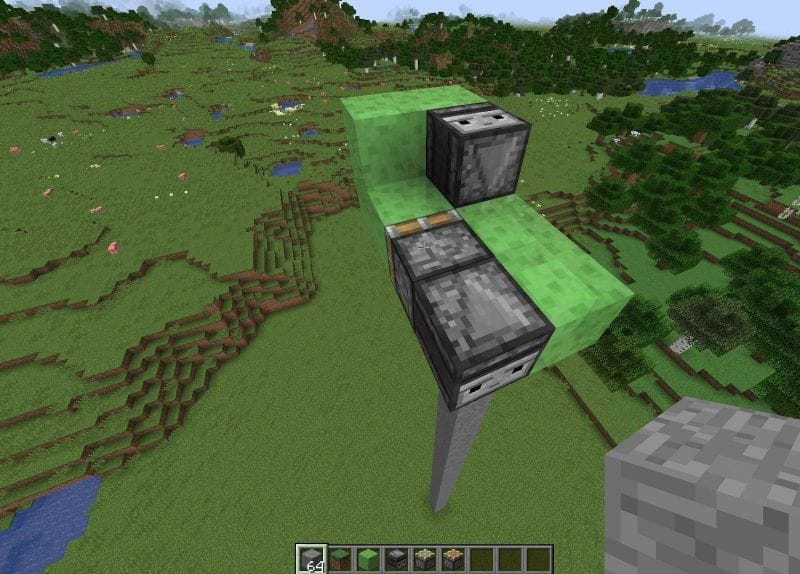 How to make a flying machine in Minecraft
