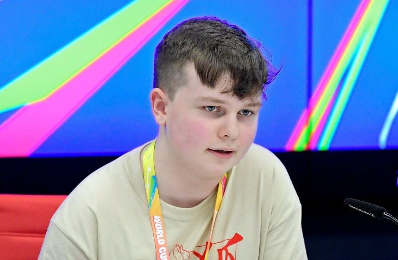 Benjyfishy Gaming Setup: List of Game ,Mouse, Keyboard ,Gear Settings.