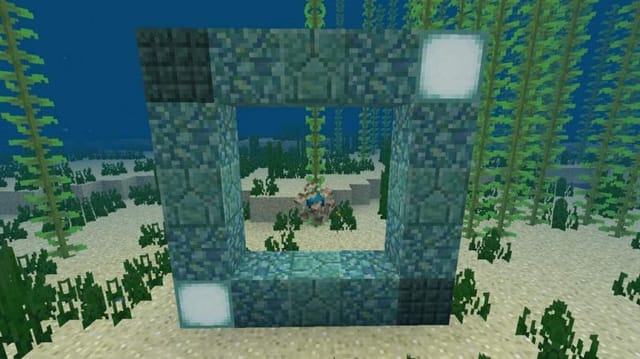 How to use a conduit in Minecraft