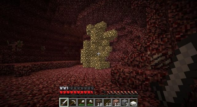 5 best Minecraft light sources for decoration