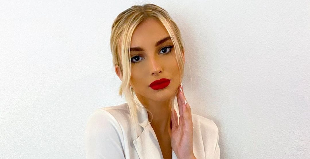 Who is Elizabeth Grace Lindley? Scott Disick spotted partying with 20 ...