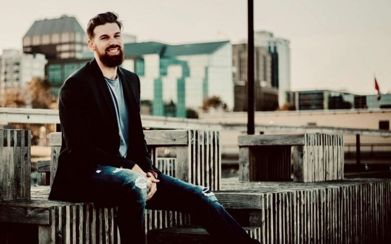 Who is Chris Gallant on 'The Bachelorette'? Motivational speaker is an ...