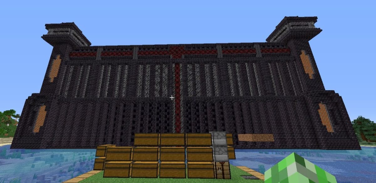 5 best Minecraft maps for SMP