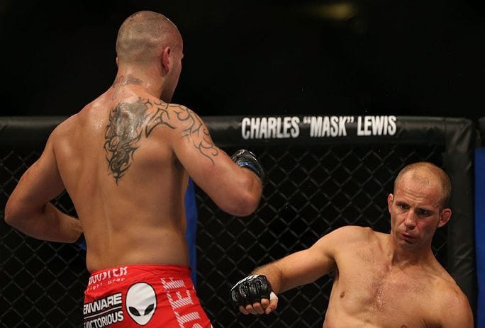 5 times a UFC fighter was let down by their corner